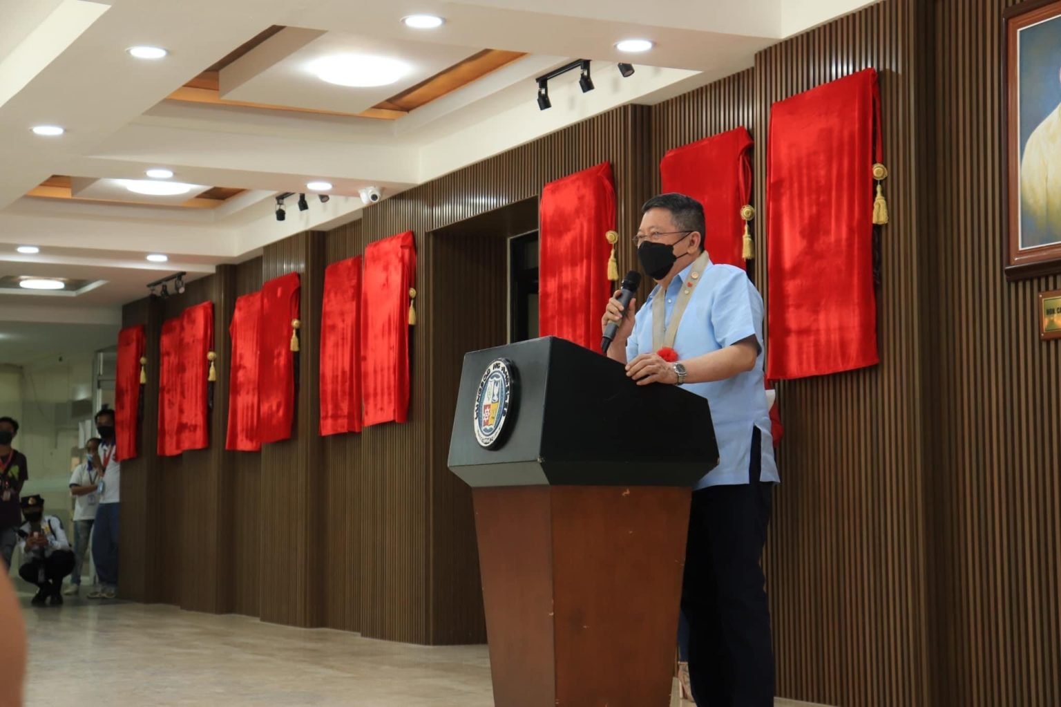 Portraits of Angeles City ex mayors restored – The Voice Newsweekly