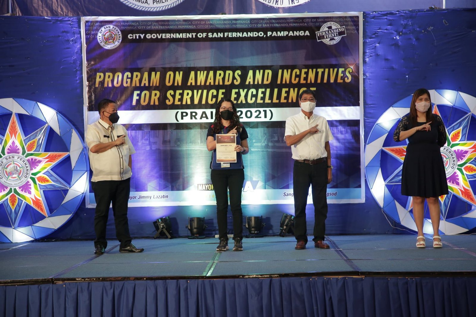 Mayor EdSa recognizes outstanding CSF employees – The Voice Newsweekly