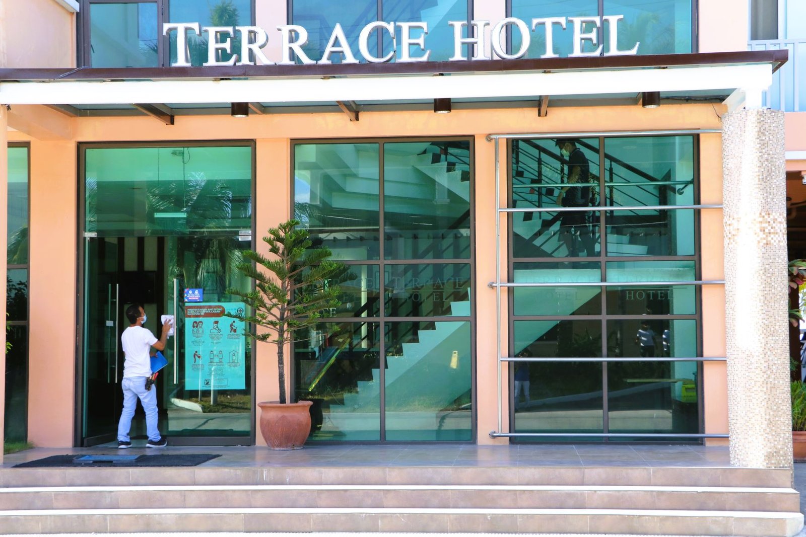 Subic ensures visitor safety with strict hotel protocols – The Voice ...