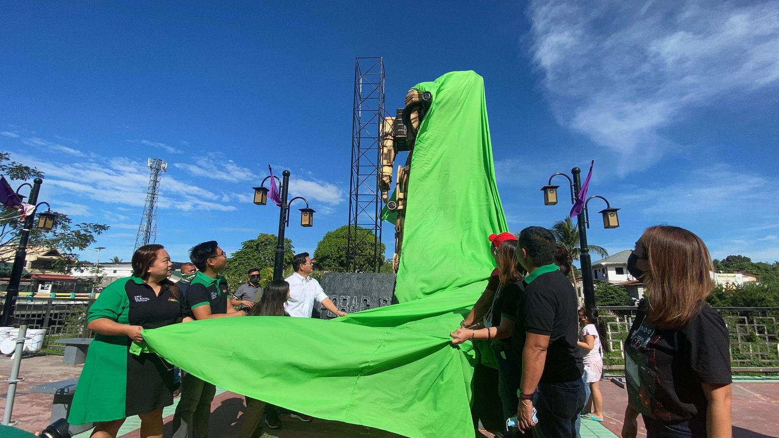 Porac Mayor Jing Capil unveils ‘Babo Robot’ replica – The Voice Newsweekly