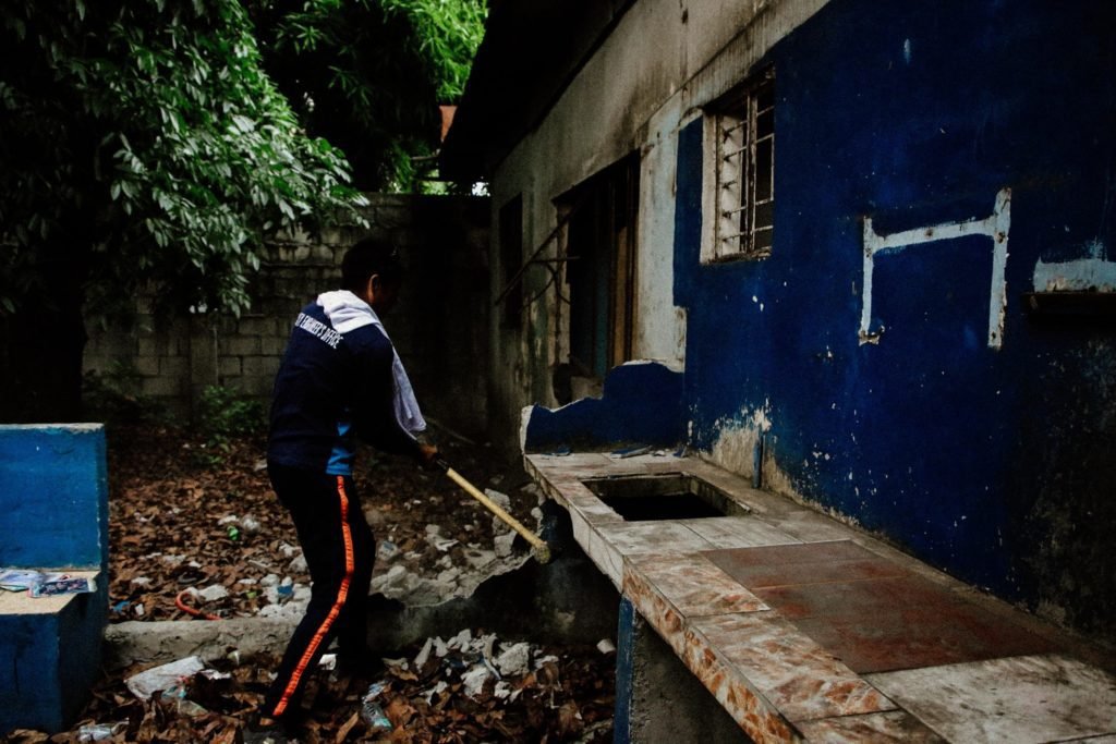 CSF-LGU, DPWH resume demolition of road obstructions – The Voice Newsweekly