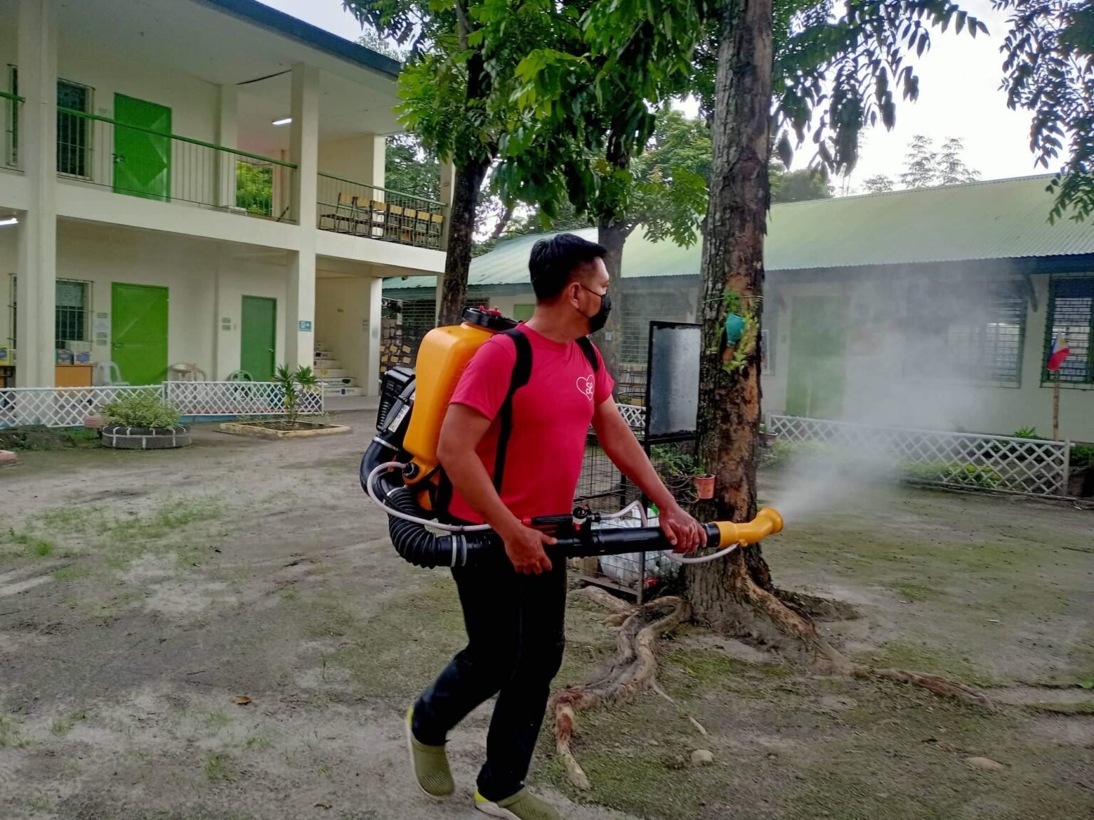 Angeles City anti-dengue task force begins fogging, misting in public ...