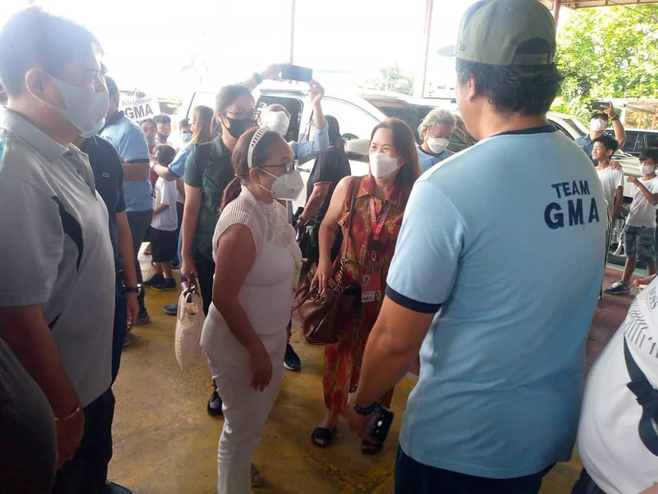 GMA visits Floridablanca- The Voice Newsweekly – The Voice Newsweekly