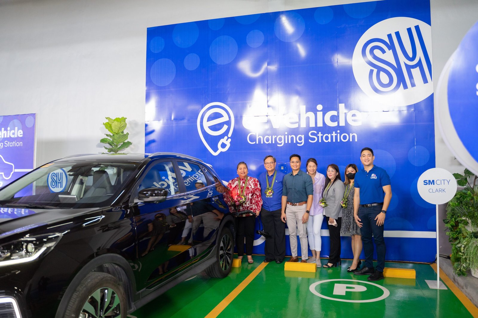 SM City Clark opens first in-mall EV Charging Station – The Voice ...