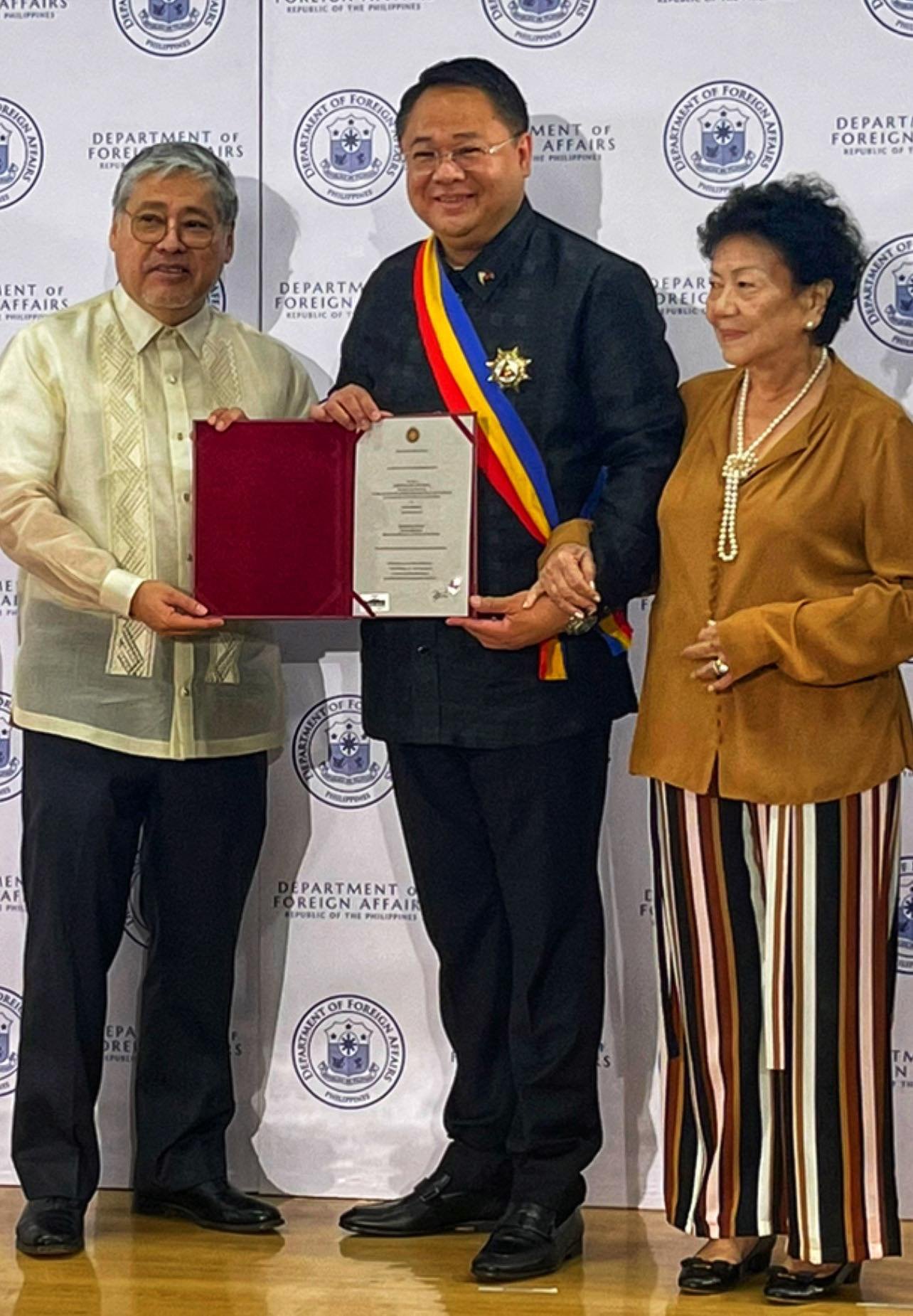 ConGen Elmer Cato bestowed Gawad Mabini Award – The Voice Newsweekly