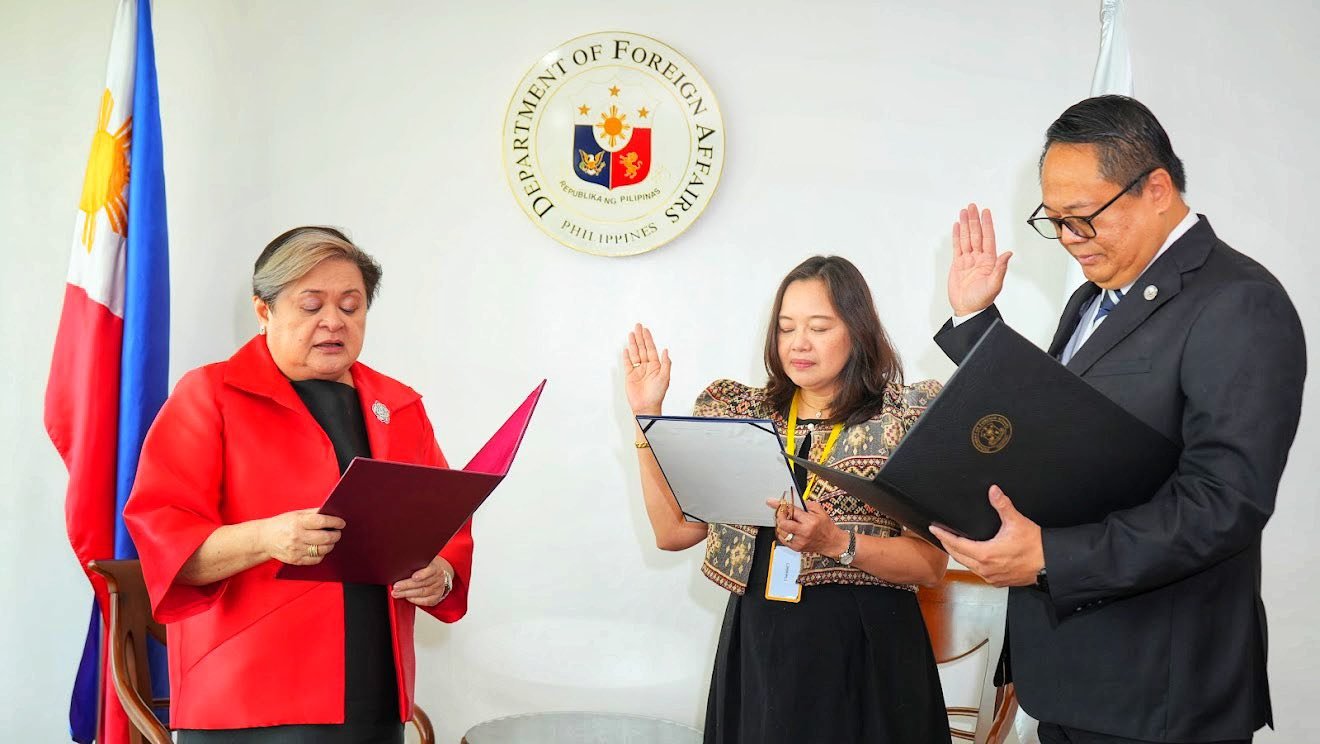 Elmer Cato takes oath as DFA Assistant Secretary for Civilian Security ...