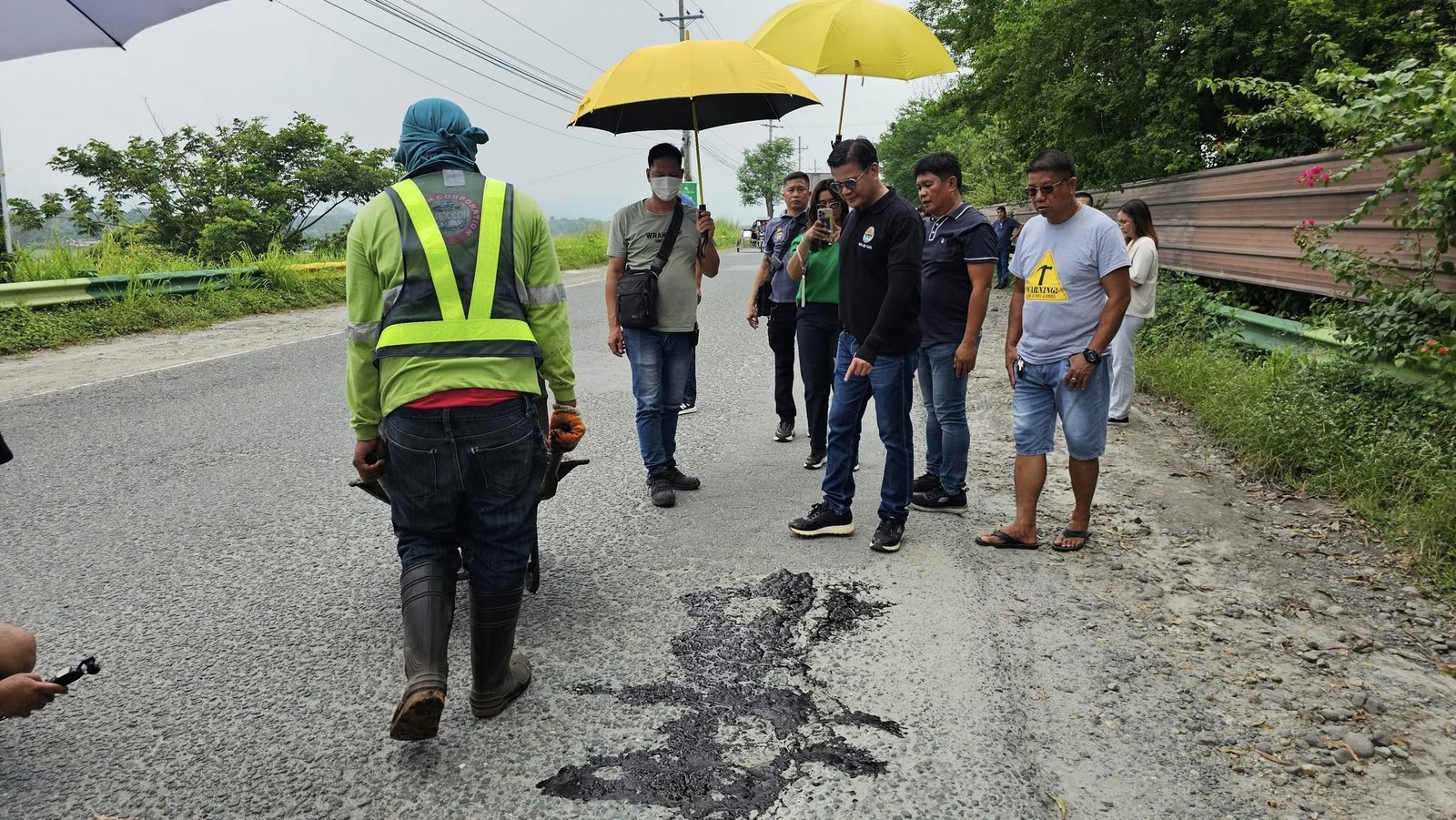 Porac LGU repairs potholes along Mancatian–Hacienda SCTEX Road – The ...